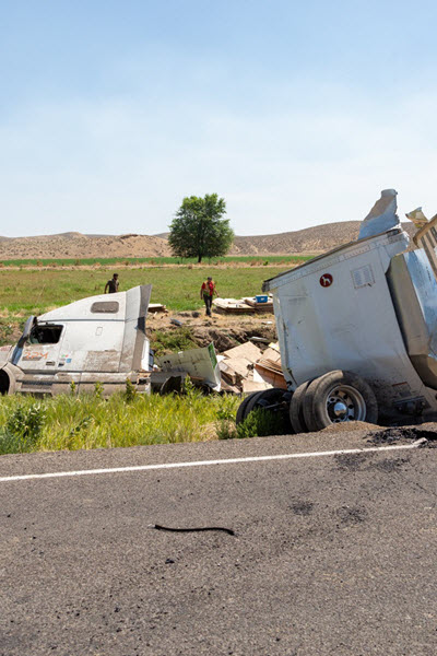 Houston Truck Accident Lawyer - Combat Vet Owned & Operated Law Firm